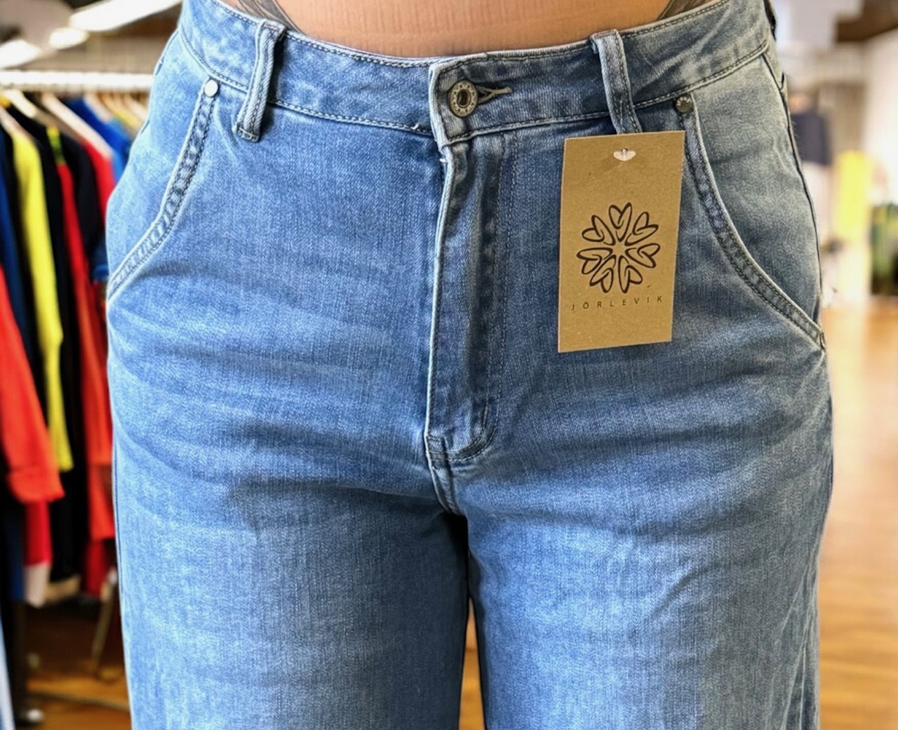 NYHET! WIDE Jeans - Lilla betongfabriken på Söderåsen