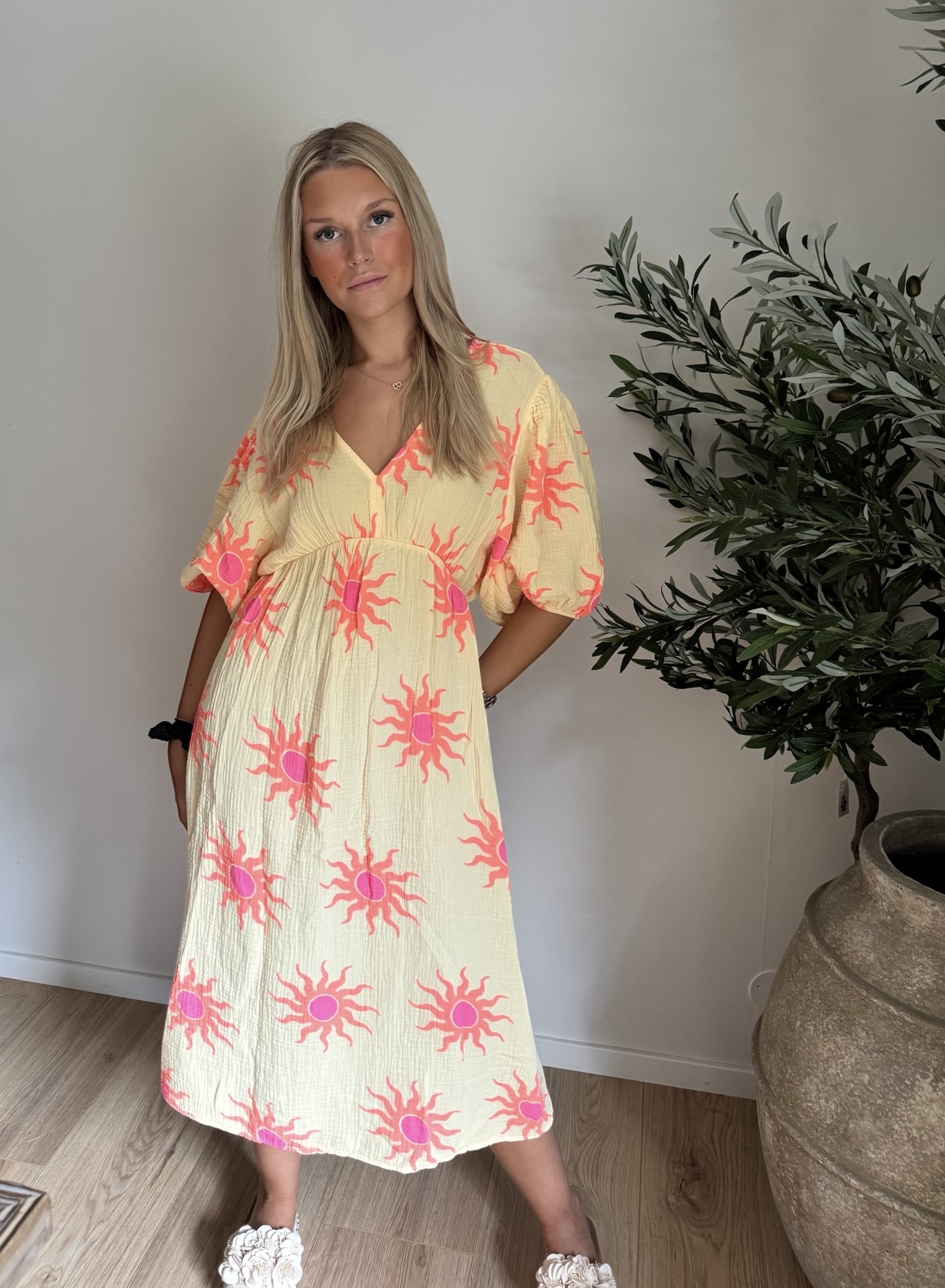 NYHET Summerdress SUNSHINE YELLOW - Lilla betongfabriken på Söderåsen
